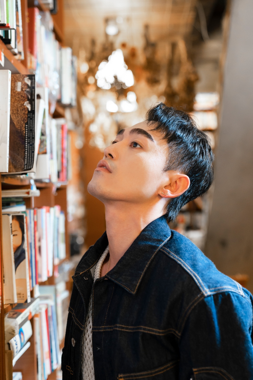 暢銷作家 Peter Su 專訪 — 沒有所謂的金句或廢話，「我一直堅持信念做我認可的事。」承認脆弱，讓文字成為療癒出口