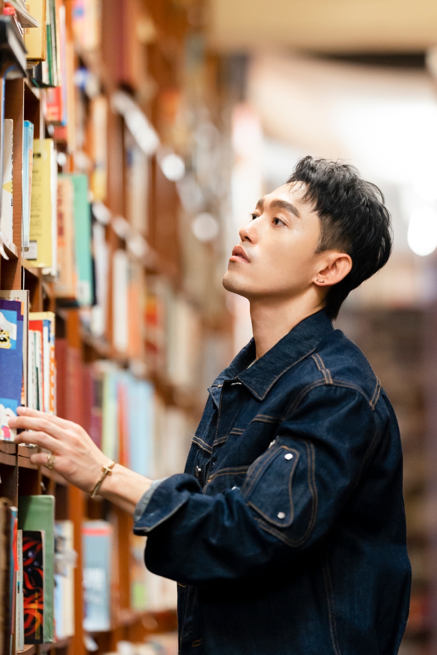 暢銷作家 Peter Su 專訪 — 沒有所謂的金句或廢話，「我一直堅持信念做我認可的事。」承認脆弱，讓文字成為療癒出口