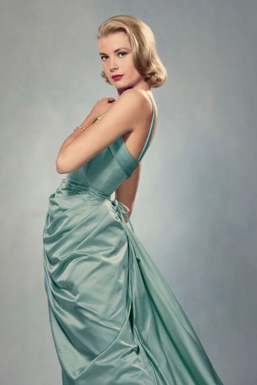 名副其實為「優雅」而生！Grace Han 忠於名字和自我，細膩工藝包款融匯東西美學，賦予女人不凡價值