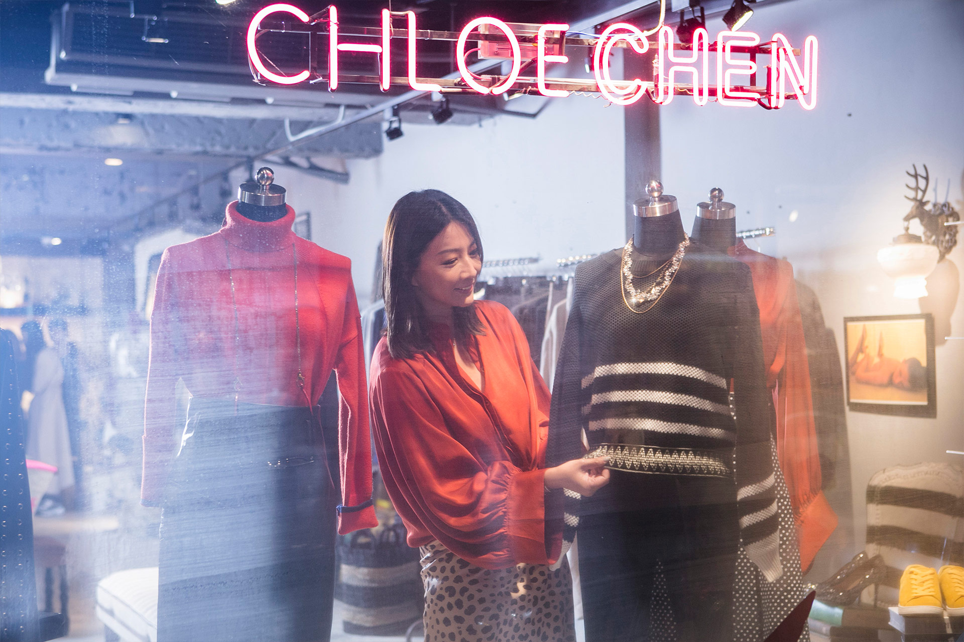 服裝設計師 Chloe Chen 專訪—保持樂觀，一切都是最好的安排｜Wazaiii 專訪｜