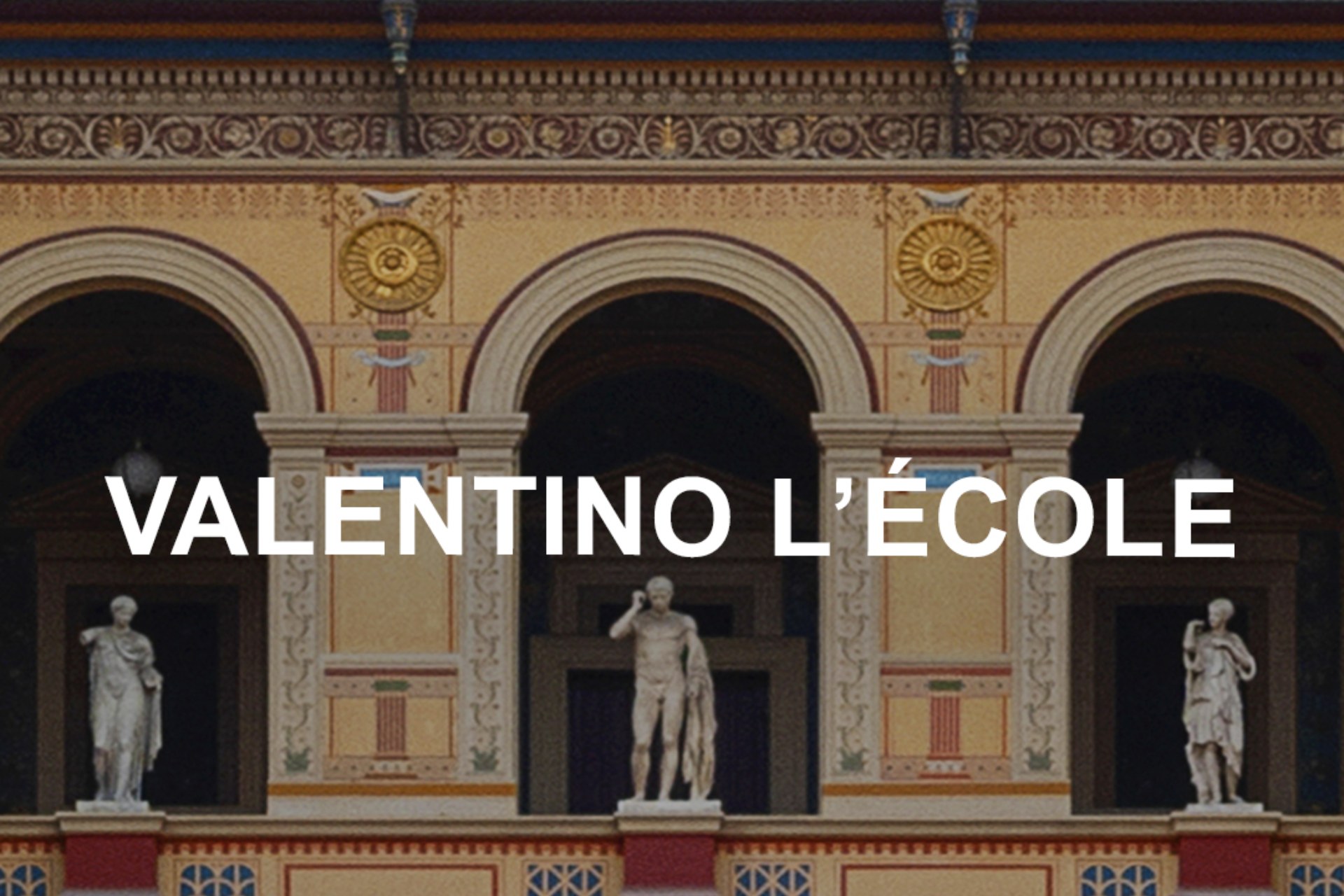 VALENTINO L’École 2024春夏大秀！10月1日（日）09:00 pm 零時差線上直播一起看！｜Wazaiii 看秀零時差｜